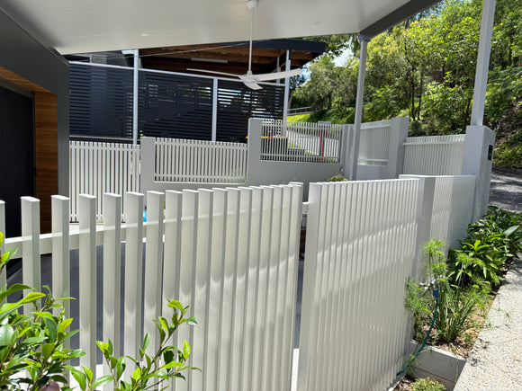 Welded Aluminium Blade fence – Fenlux Shop